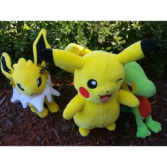 Pokémon | Holiday | Pikachu Jolteon Treecko Lot Of 3 Cute Winking ...